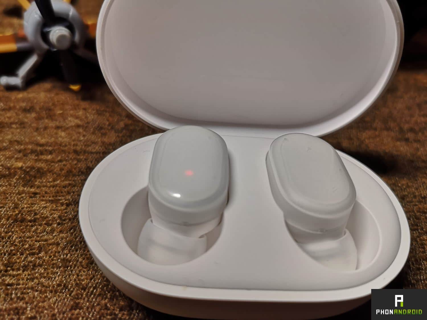Test Xiaomi AirDots : une alternative alléchante aux AirPods à prix mini