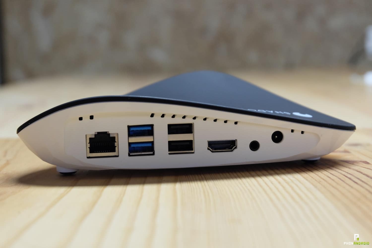 Test de la Shadow Ghost : faut-il craquer pour le PC du futur