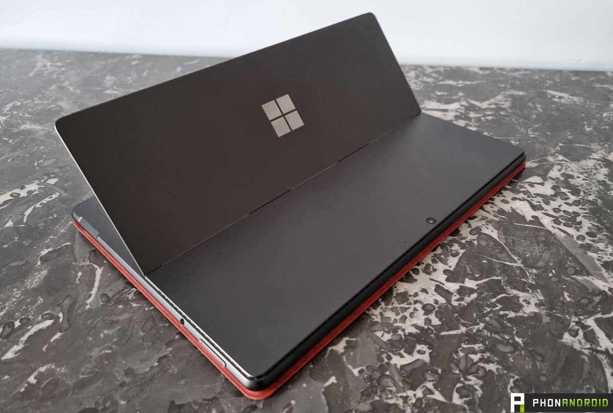Test Surface Pro 8 : notre avis complet sur le PC-tablette de Microsoft