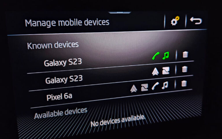 Galaxy S23 : les erreurs de connexion avec Android Auto se multiplient