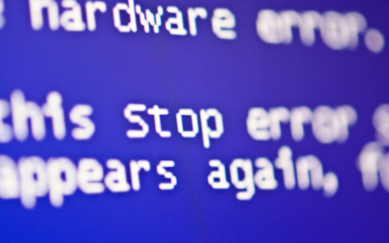 2024 - Linux gets its own blue screen of death and even does better ...