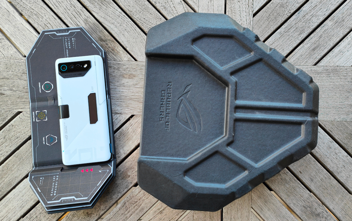 Test Asus ROG Phone 7 Ultimate : tu dépasses les bornes des limites ...