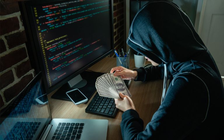 Les 7 escroqueries en ligne qui font le plus de victimes en France, et ...
