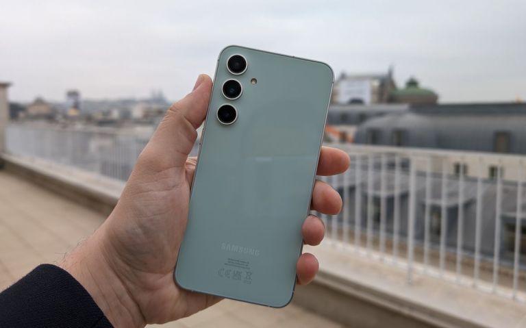 Test Galaxy S23 FE : une bonne déclinaison, mais au prix trop élevé